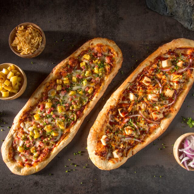 Whakawaiwai Eats Restaurant | Universal's Volcano Bay™