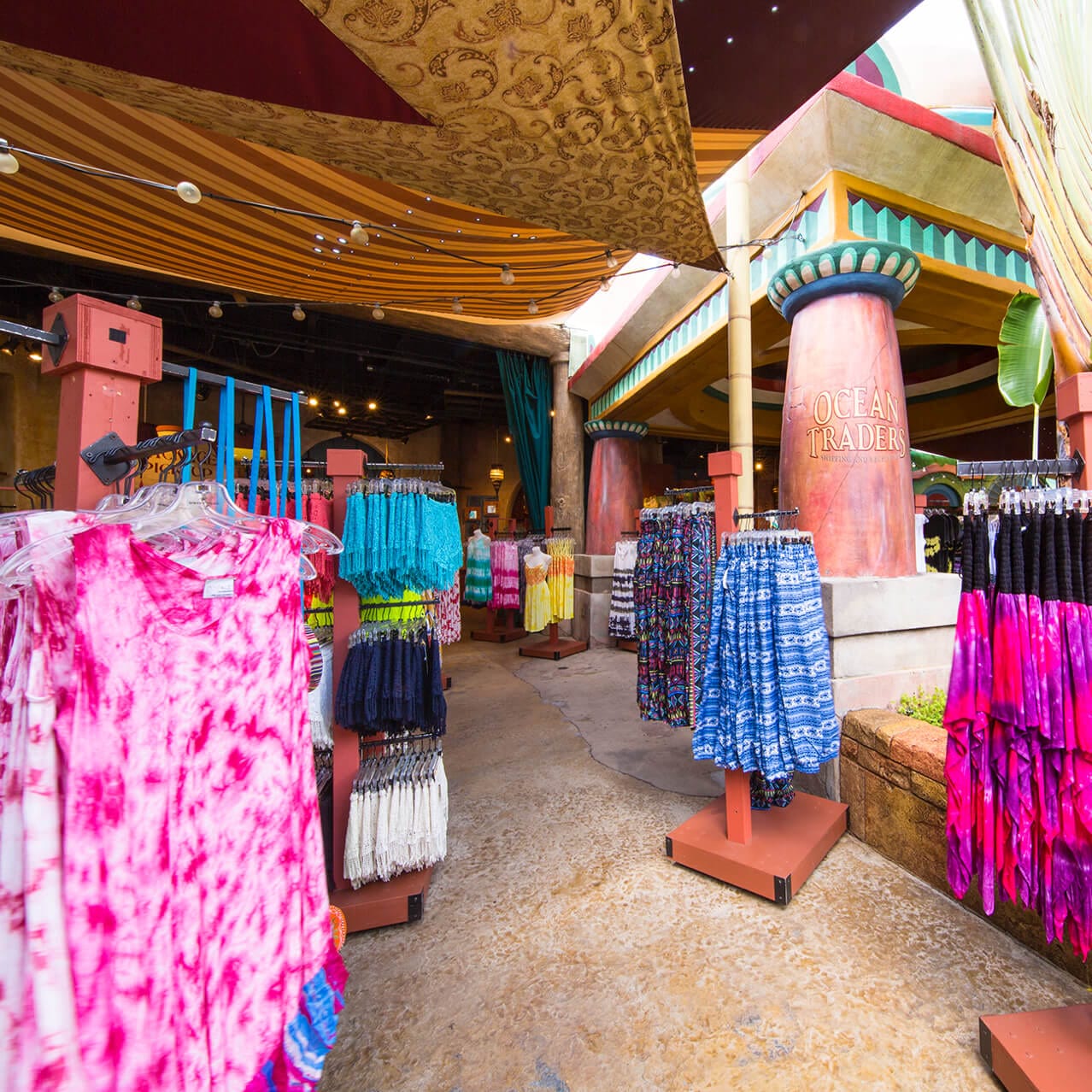 Ocean Trader Market | Universal's Islands of Adventure™
