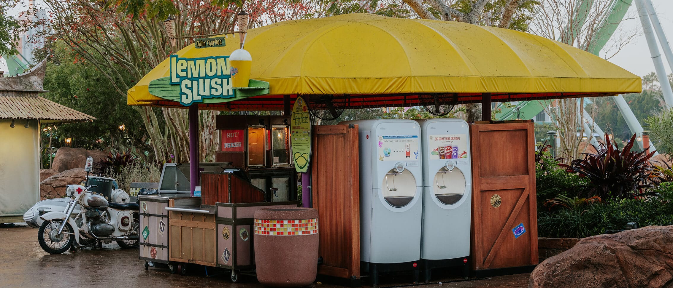 Chillin' Charlie's Lemon Slush | Universal Islands of Adventure