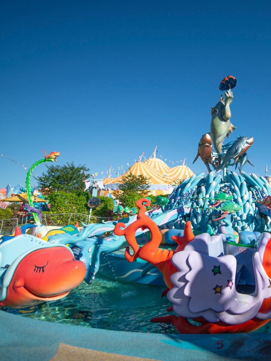 Paseo En Universal Orlando De Seuss Fish