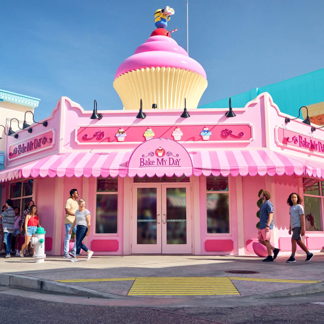 Illumination's Bake My Day Bakery at Universal Studios Florida
