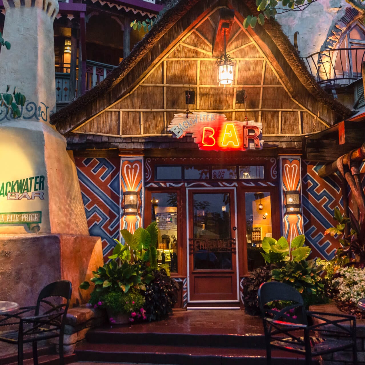 Backwater Bar | Universal's Islands of Adventure™